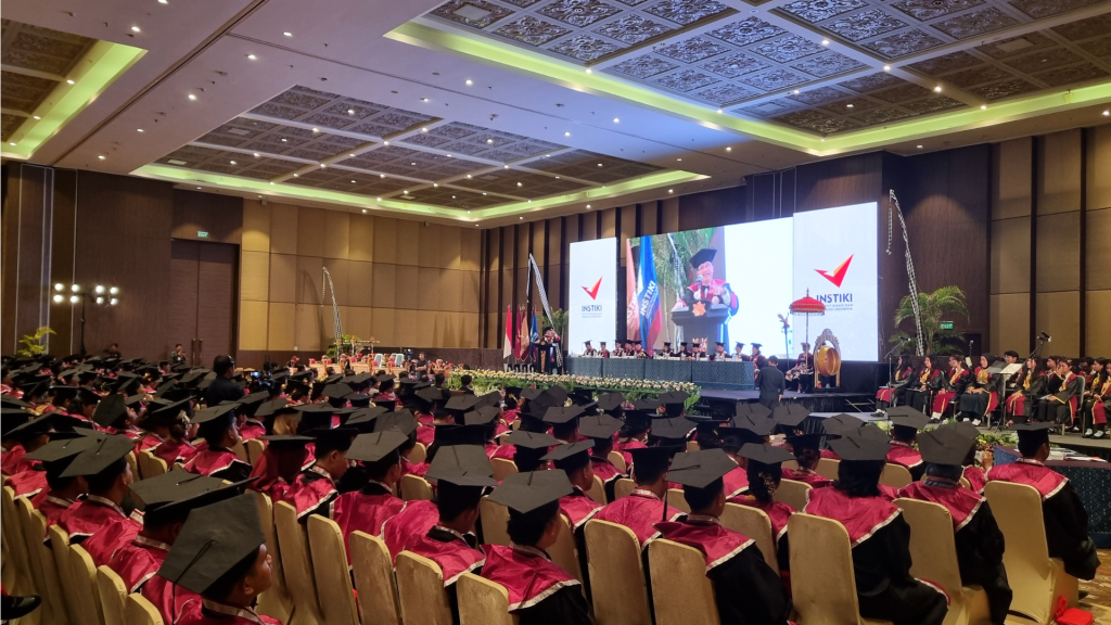 Graduation Ceremony of The Indonesian Institute of Business and ...